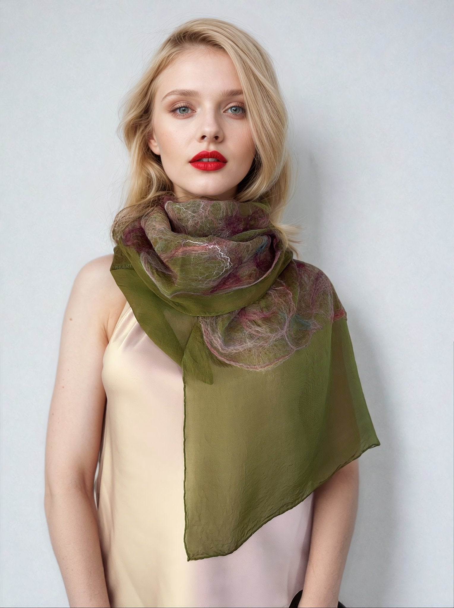 Silk Handcrafted Scarves – MARYELL SILK